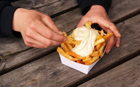 Waarom noemen we het een patatje oorlog en wat zit er precies in ...