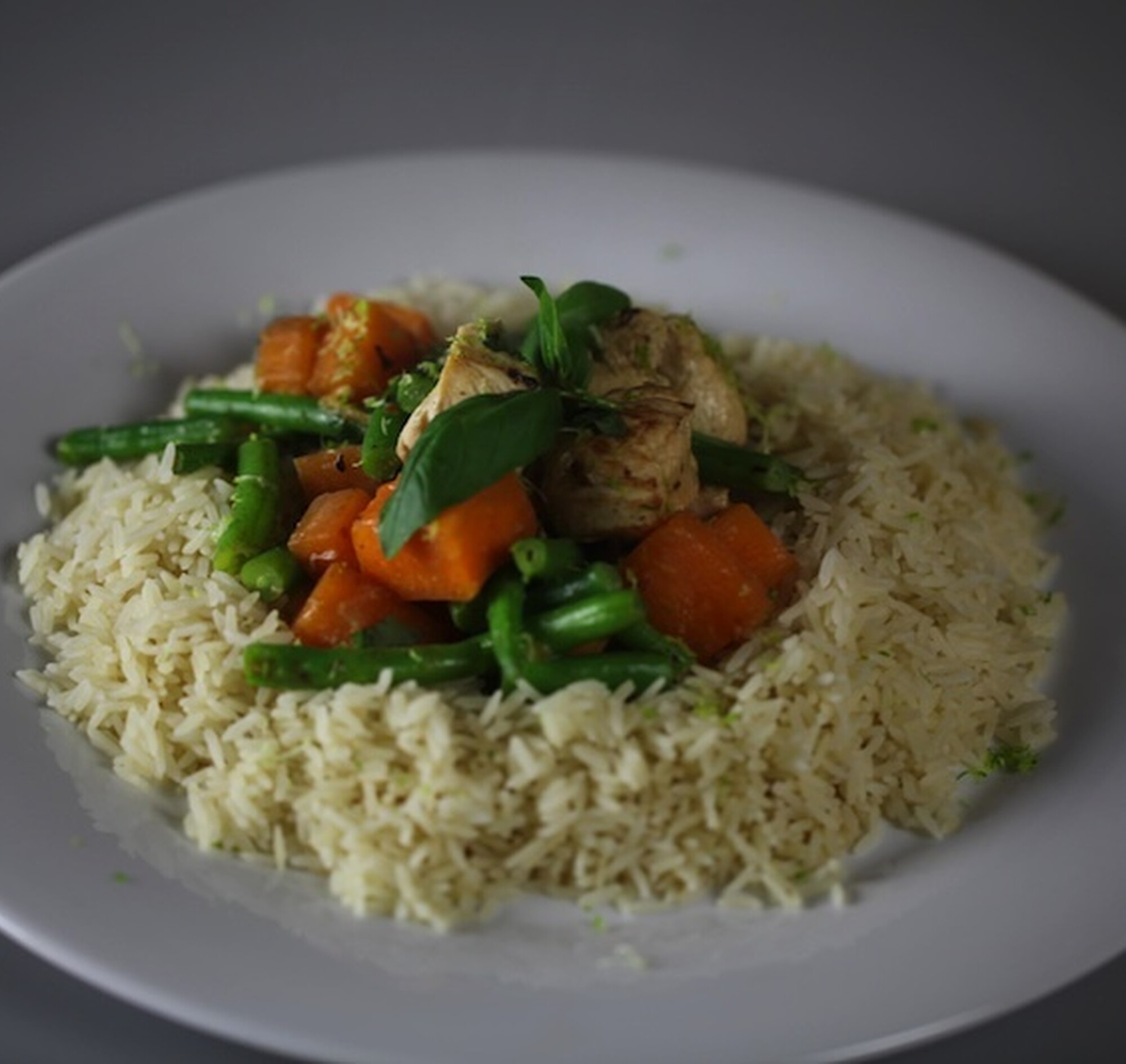 Kip met rode curry, boontjes en pompoen recept - 24Kitchen