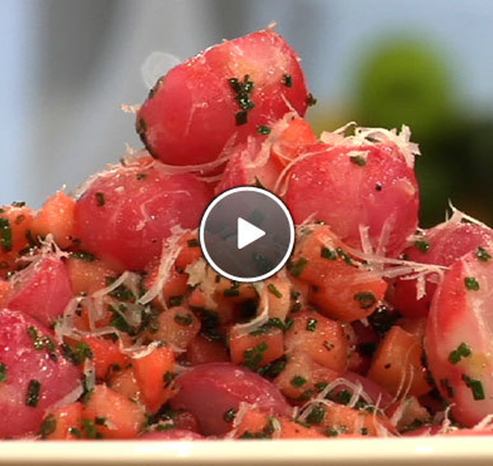 Gebakken radijs met appel en parmezaan recept - 24Kitchen