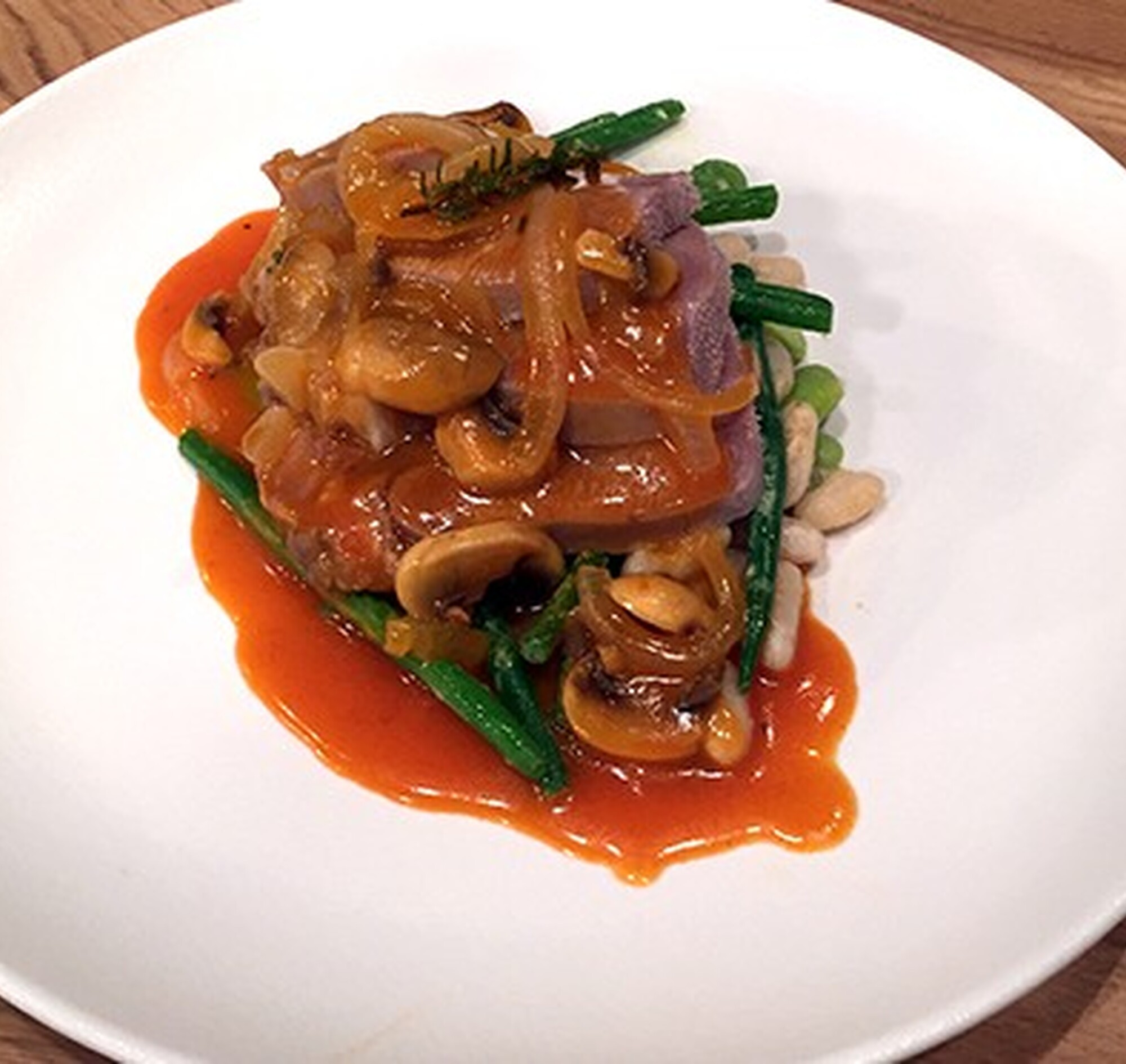 Kalfstong met madeirasaus recept - 24Kitchen