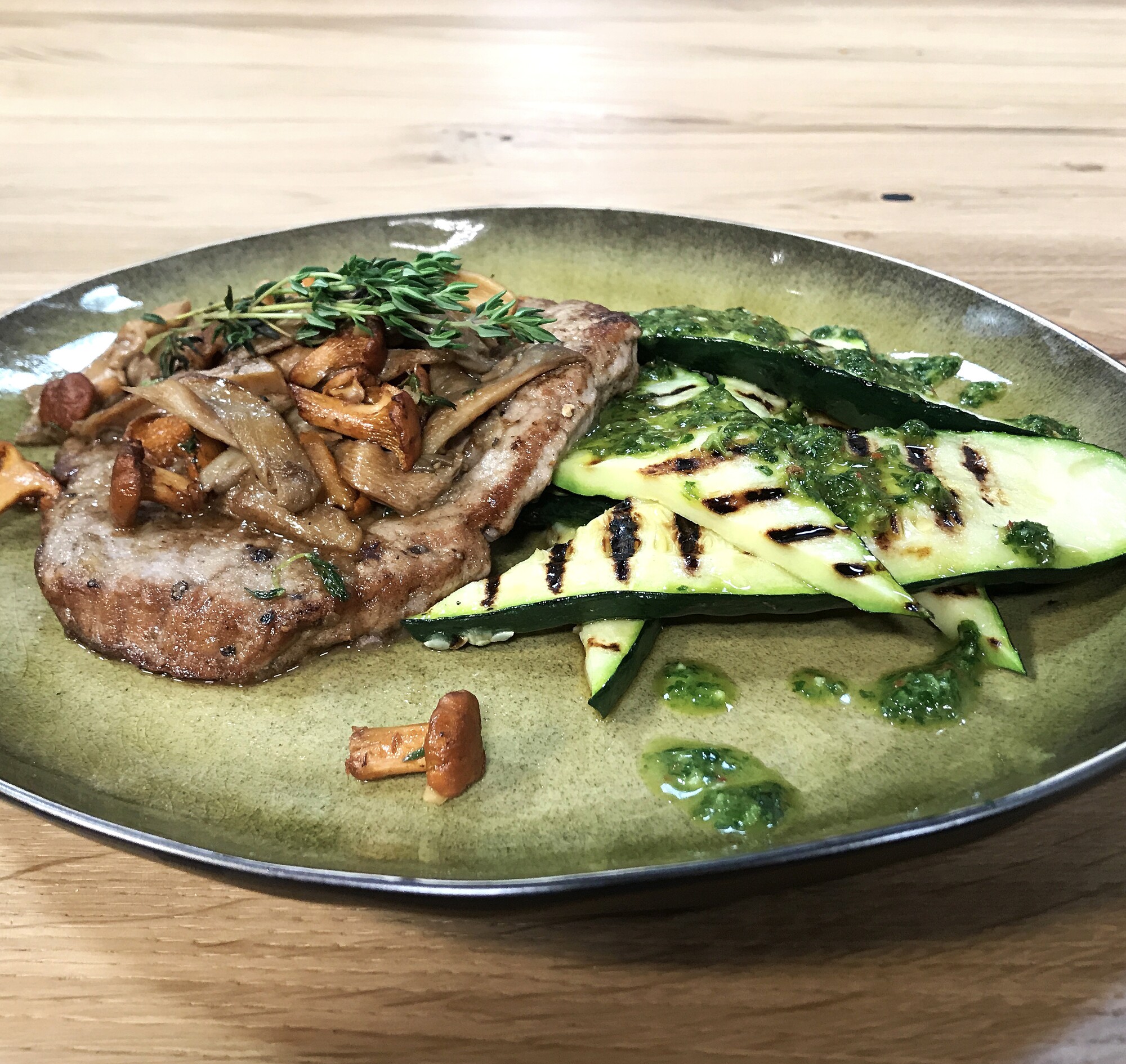 Kalfsoester en paddenstoelen in marsalasaus recept - 24Kitchen