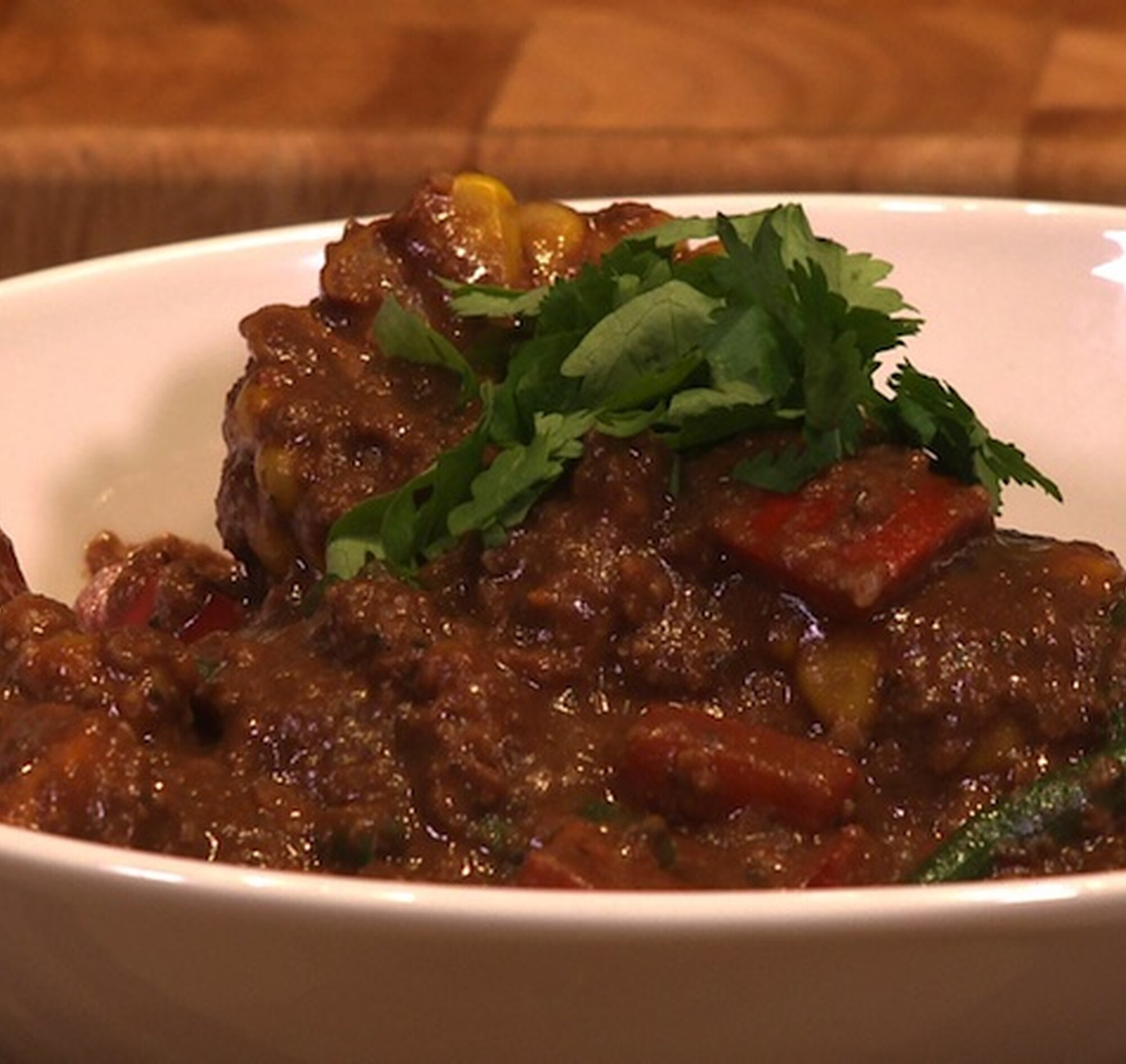 Mole uit Oaxaca met salsa van vers fruit recept - 24Kitchen