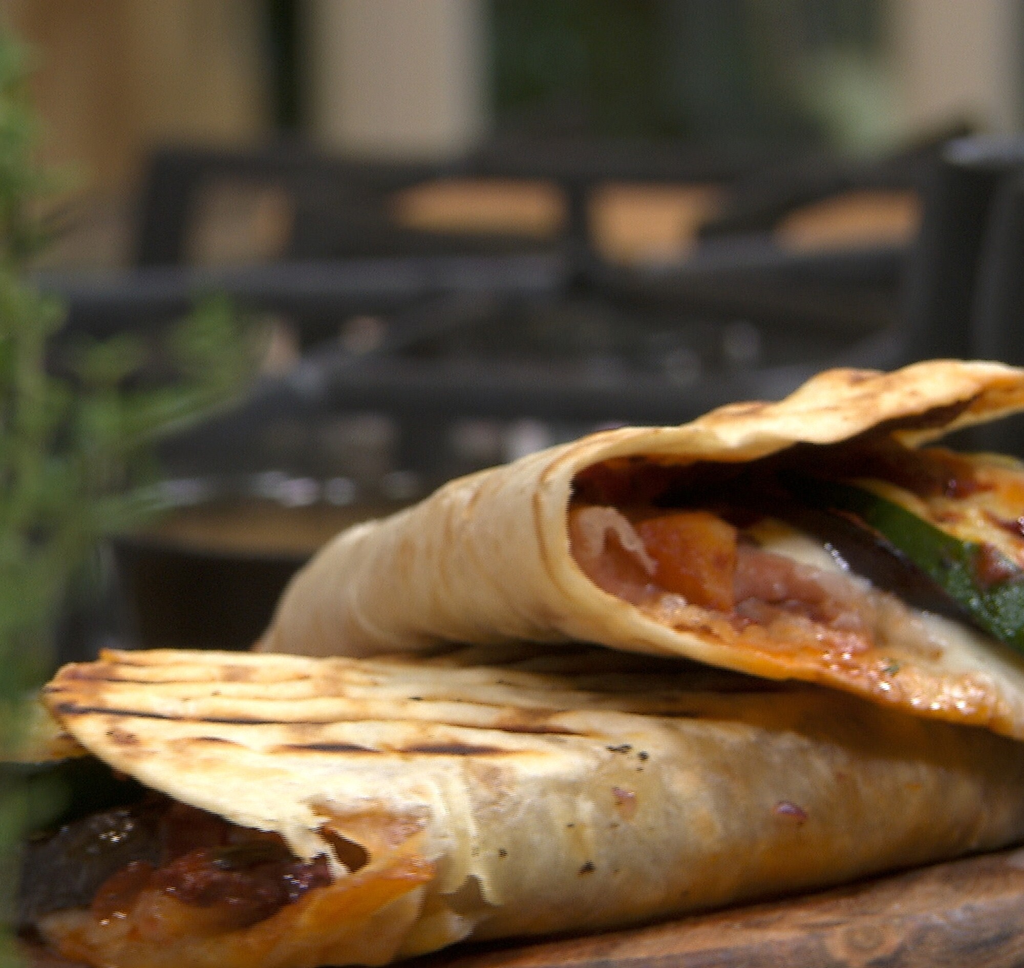 Piadina met mozzarella en parmaham recept - 24Kitchen