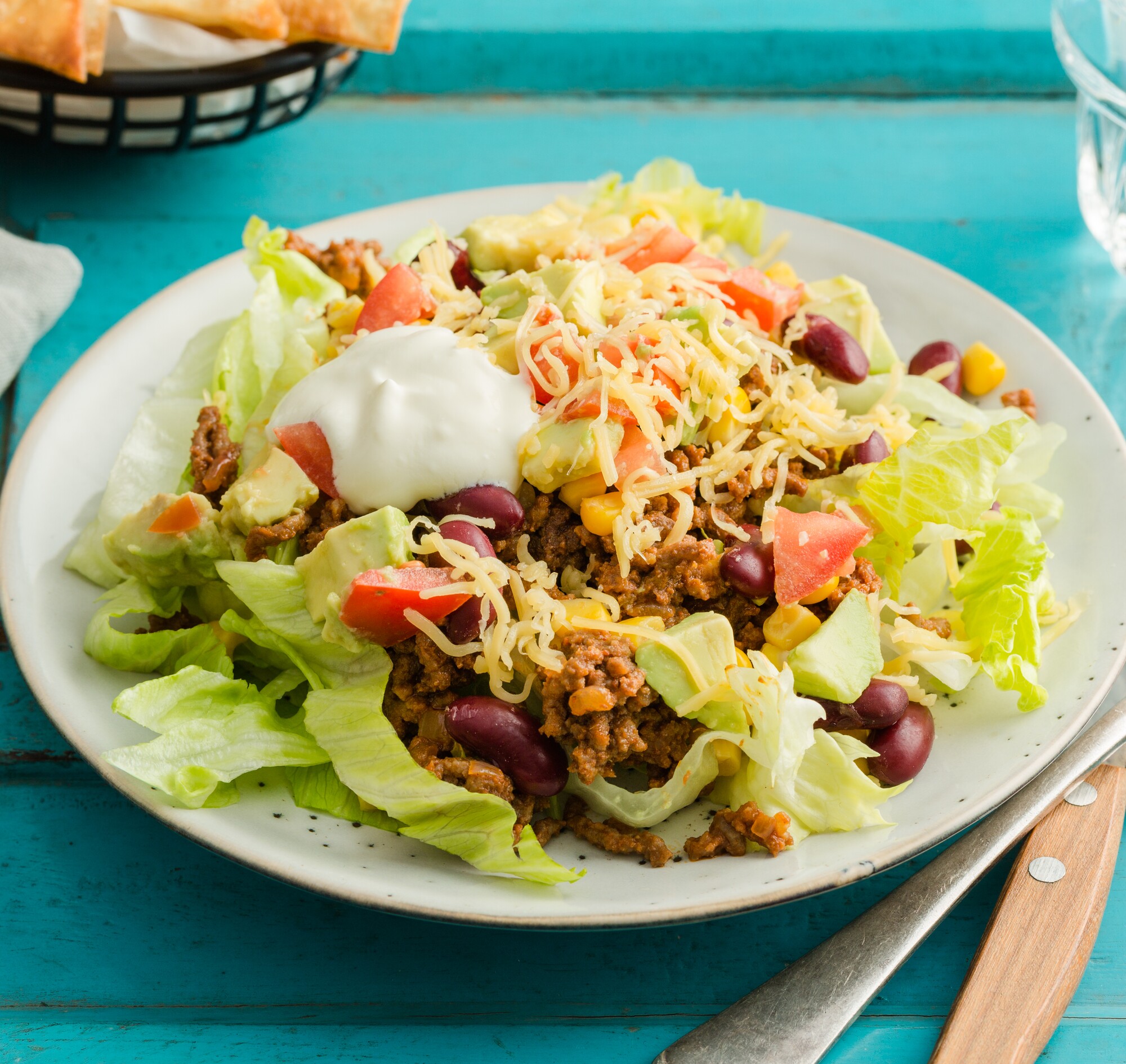 Mexicaanse salade met gehakt en bonen | 24Kitchen