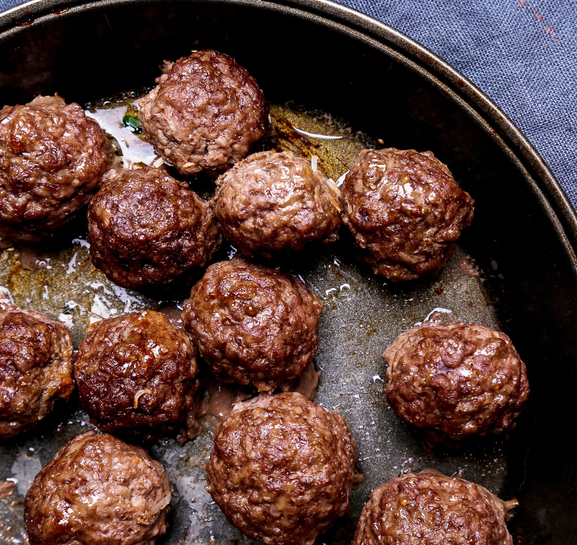 Gehaktballen maken (naar oma's recept) doe je zo! | 24Kitchen
