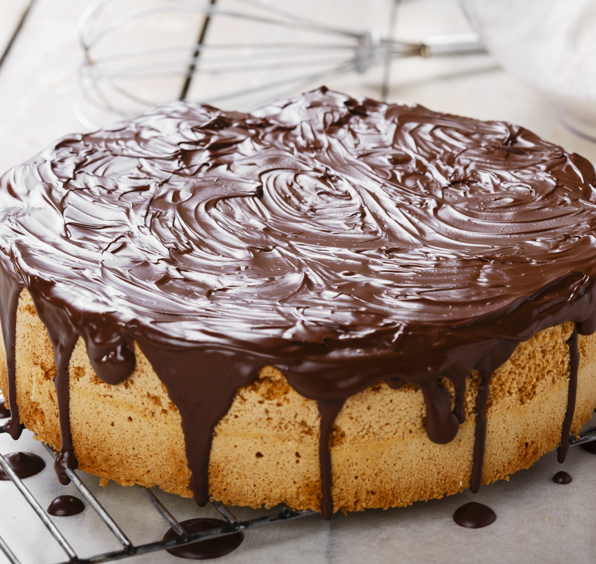 Vertical layer cake: zo maak je deze bijzondere taart! - 24Kitchen