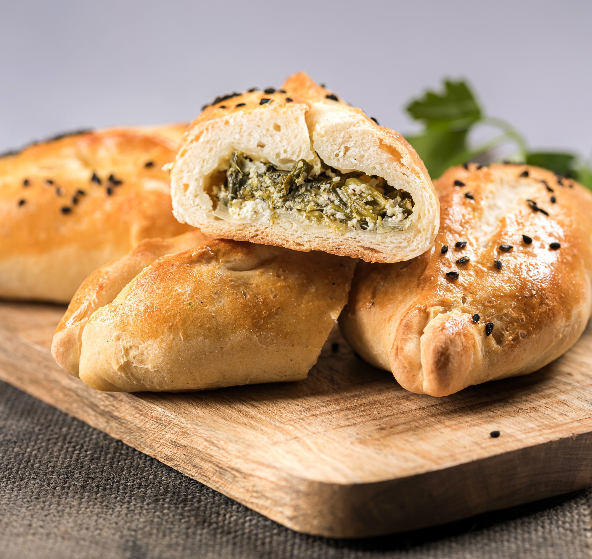 Börek met spinazie en Turkse kaas recept - 24Kitchen