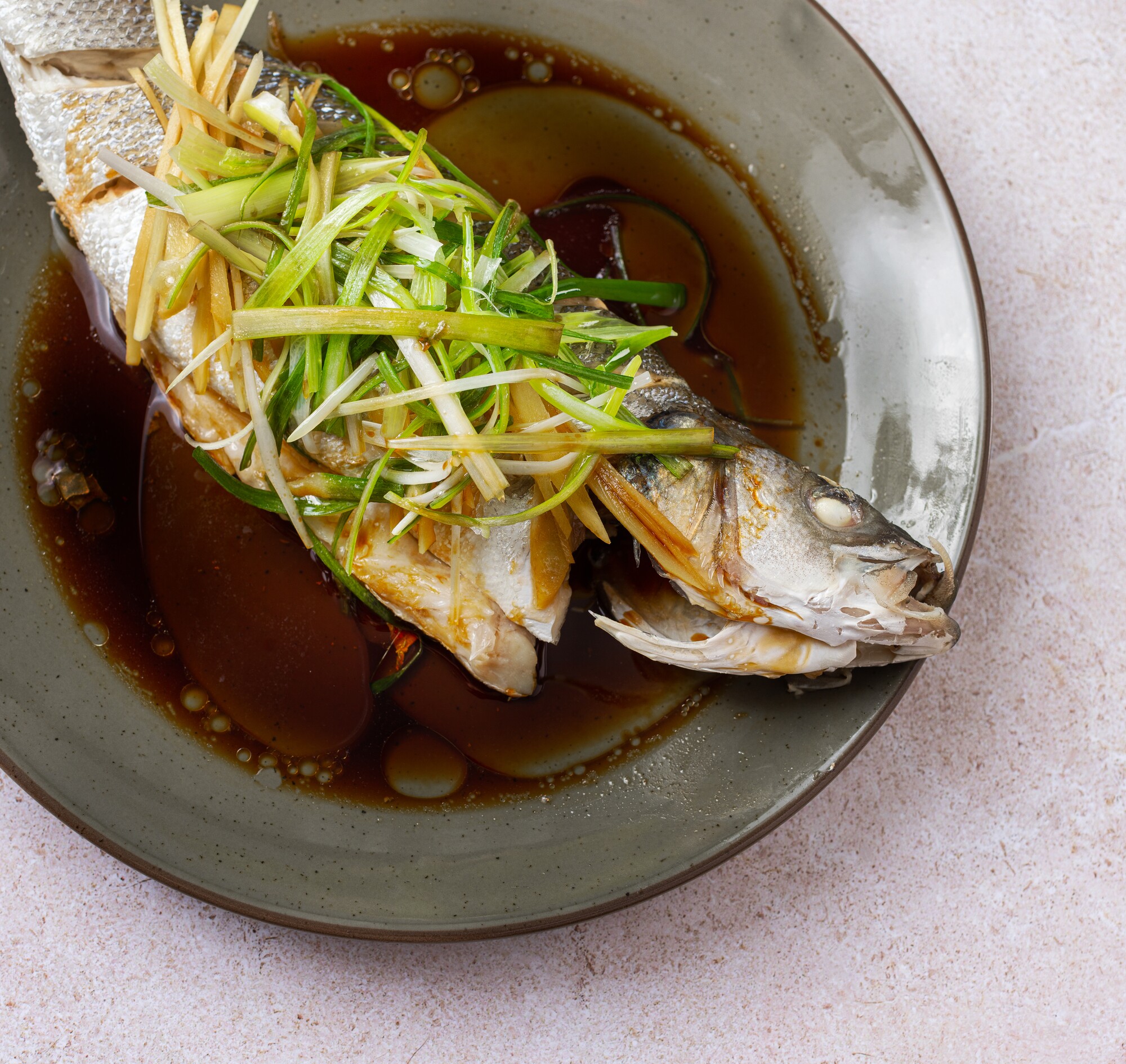 Gestoomde zeebaars met gember - 24Kitchen