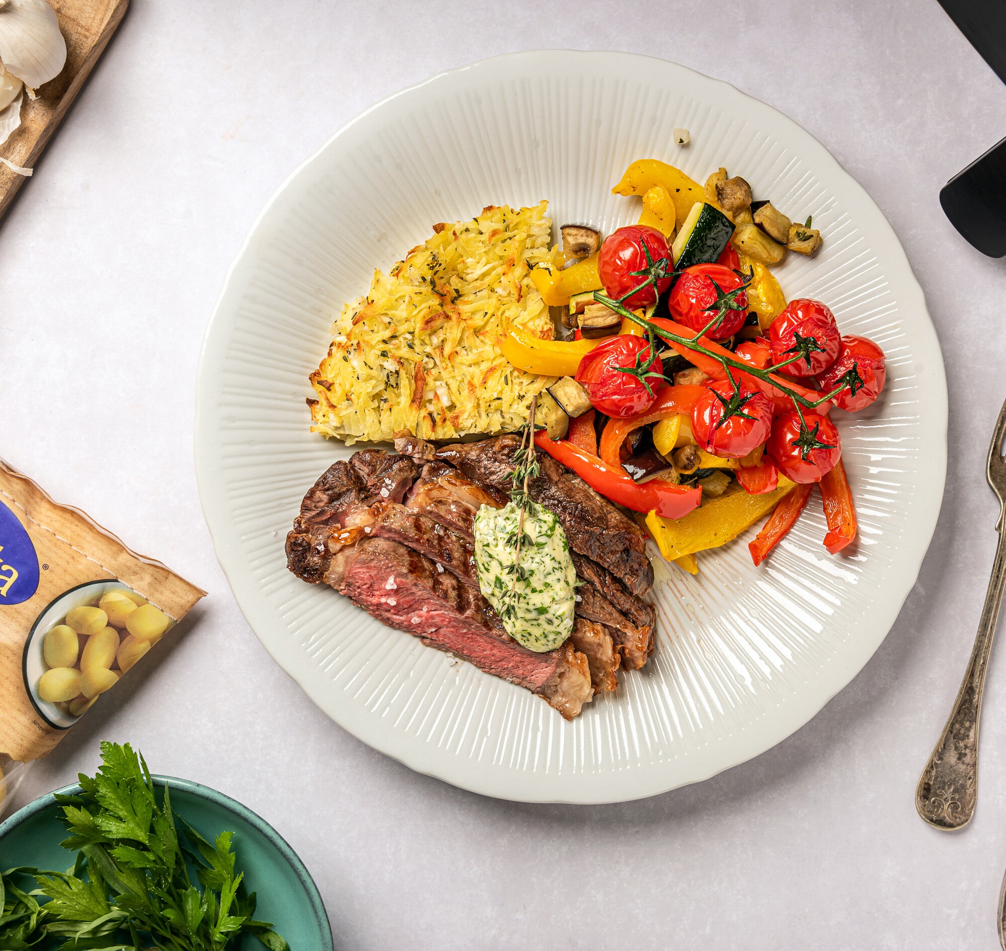 Ribeye met kruidenboter en aardappelrösti uit de airfryer recept ...