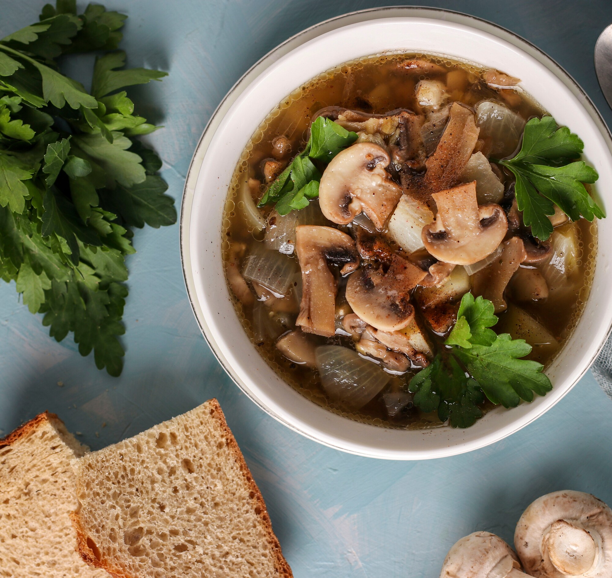 Heldere champignonsoep maken | Snel recept I 24Kitchen