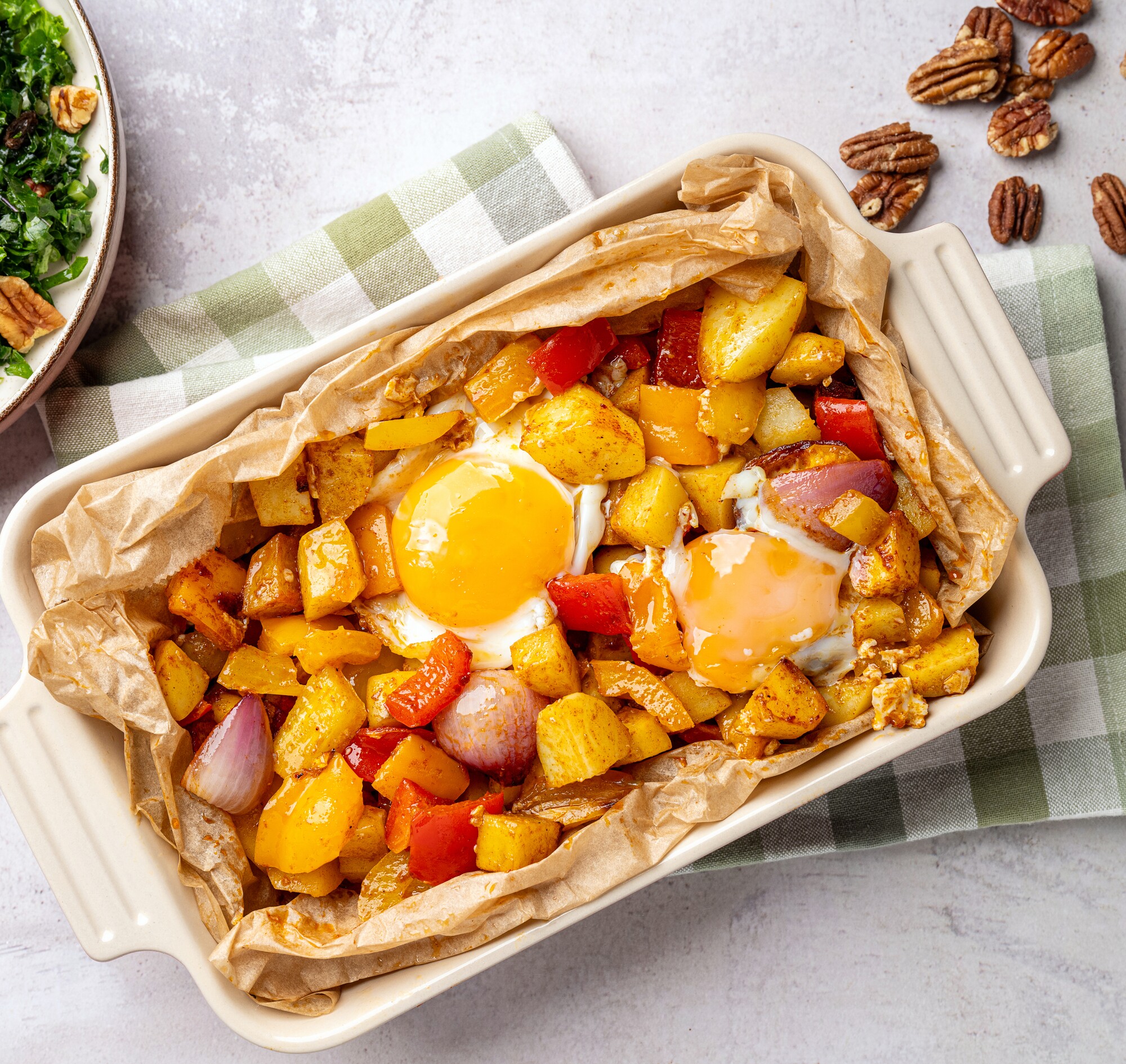 Paprikaovenschotel met ei recept - 24Kitchen