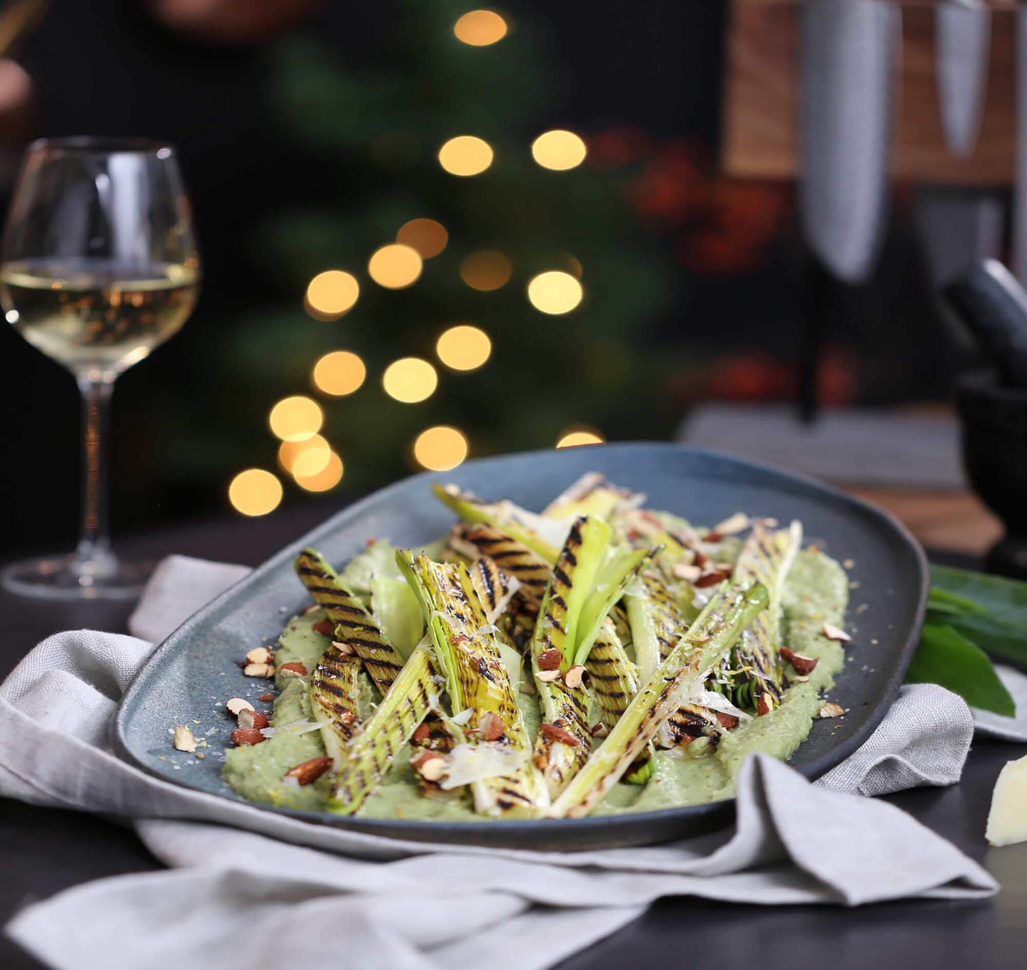 Gegrilde prei met pecorino | 24Kitchen
