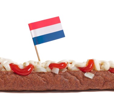 Frikandel-liefhebbers opgelet: deze snack maakt een comeback - 24Kitchen