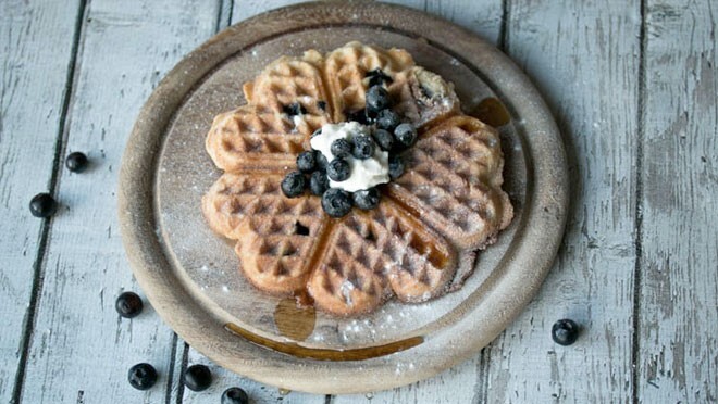 Bosbessen-maïswafels recept - 24Kitchen