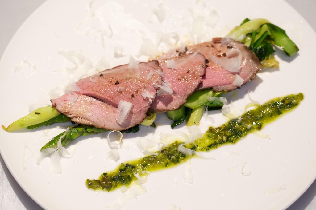 Lamsbout in het groen recept - 24Kitchen