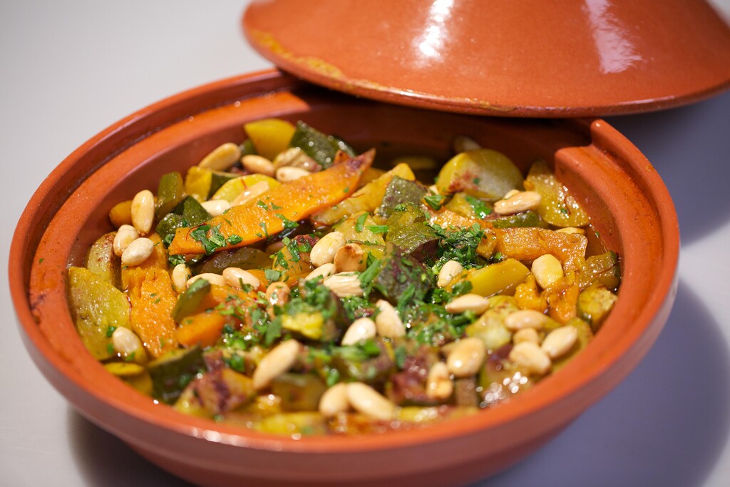 Groentetajine met meiknol en specerijen recept - 24Kitchen