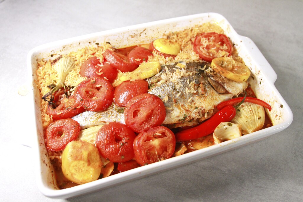 Dorade uit de oven van oma Habiba recept - 24Kitchen