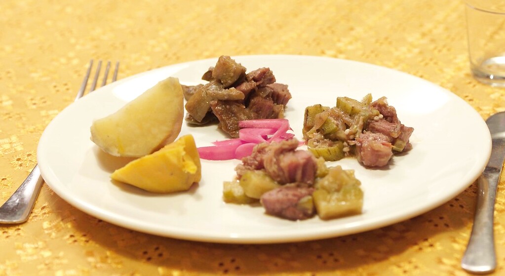 Gestoofde antroewa met zoutvlees recept - 24Kitchen