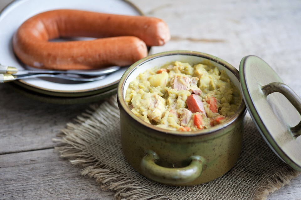 Wat is het verschil tussen erwtensoep en snert? I 24Kitchen