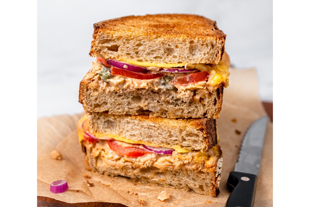 Tuna Melt | Gruwelijk(!) lekker recept | 24Kitchen